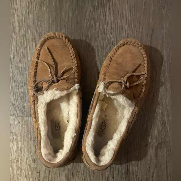UGG | Shoes | Ugg Slippers Womens Size 7 In Chestnut Color | Poshmark